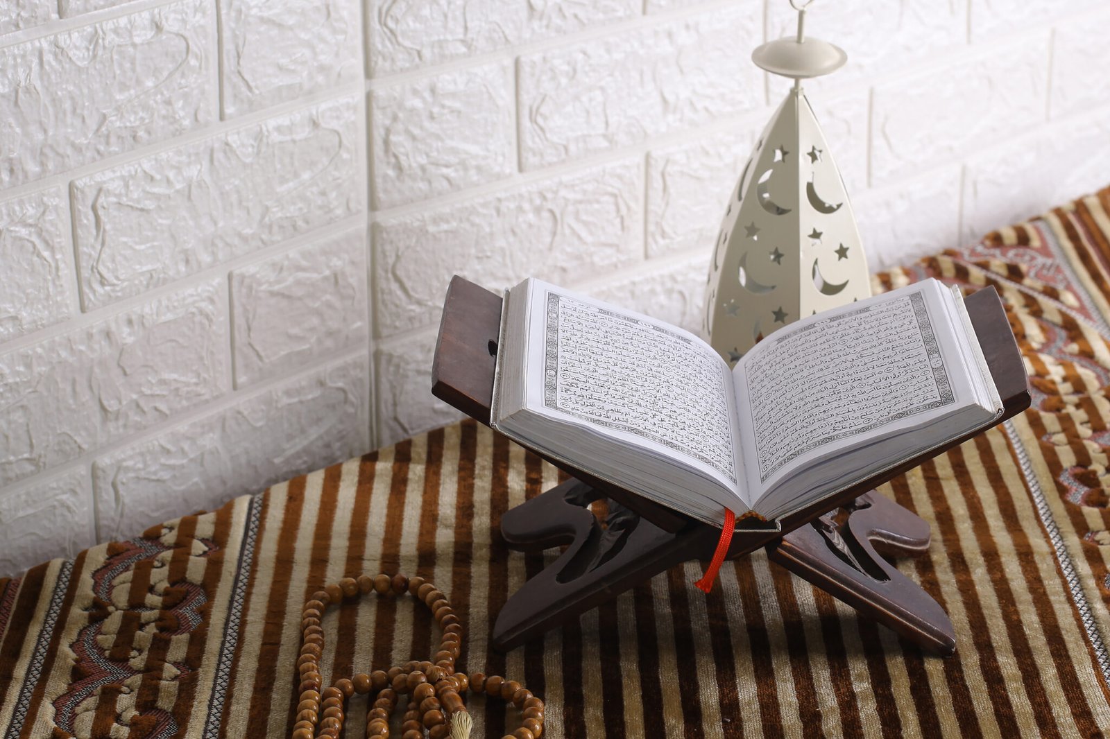 Shaitan in Islam: Understanding His Tricks and How to Stay Safe